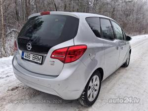 Grey Opel Meriva 2012 in Tallinn, with an engine capacity of 1.70 L and mileage of 216 thousand km for 4490 €, photo 10 on AUTOMOTO.COM.LV