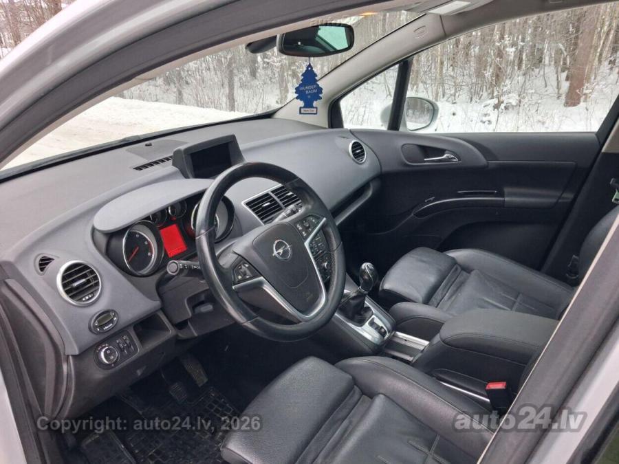 Grey Opel Meriva 2012 in Tallinn, with an engine capacity of 1.70 L and mileage of 216 thousand km for 4490 €, photo 13 on AUTOMOTO.COM.LV