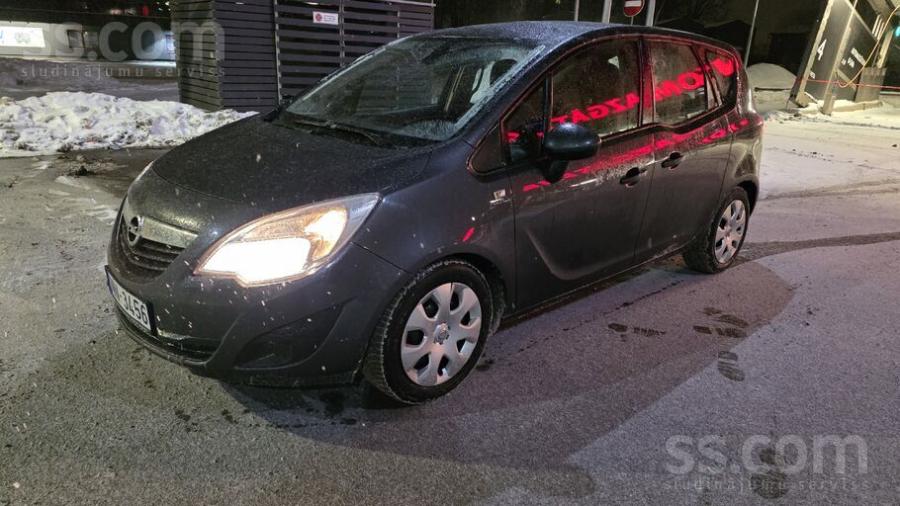 Grey Opel Meriva 2012 in Riga, with an engine capacity of 1.30 L and mileage of 270 thousand km for 2600 €, photo 1 on AUTOMOTO.COM.LV