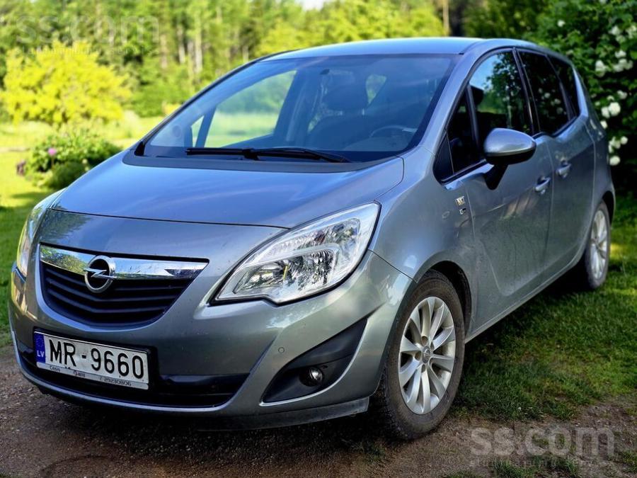 Pelēks Opel Meriva 2012 Madona, ar dzinēja tilpumu 1.70 L un nobraukumu 219 tūkst. km par 4500 €, foto 3 vietnē AUTOMOTO.COM.LV