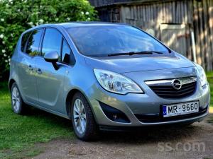 Pelēks Opel Meriva 2012 Madona, ar dzinēja tilpumu 1.70 L un nobraukumu 219 tūkst. km par 4500 €, foto 4 vietnē AUTOMOTO.COM.LV