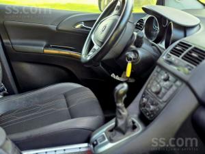 Pelēks Opel Meriva 2012 Madona, ar dzinēja tilpumu 1.70 L un nobraukumu 219 tūkst. km par 4500 €, foto 8 vietnē AUTOMOTO.COM.LV
