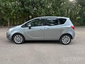 Pelēks Opel Meriva 2012 Ogre, ar dzinēja tilpumu 1.70 L un nobraukumu 201 tūkst. km par 4890 €, foto 3 vietnē AUTOMOTO.COM.LV