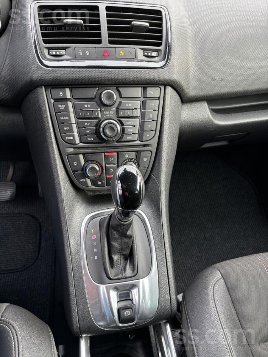 Pelēks Opel Meriva 2012 Ogre, ar dzinēja tilpumu 1.70 L un nobraukumu 201 tūkst. km par 4890 €, foto 14 vietnē AUTOMOTO.COM.LV