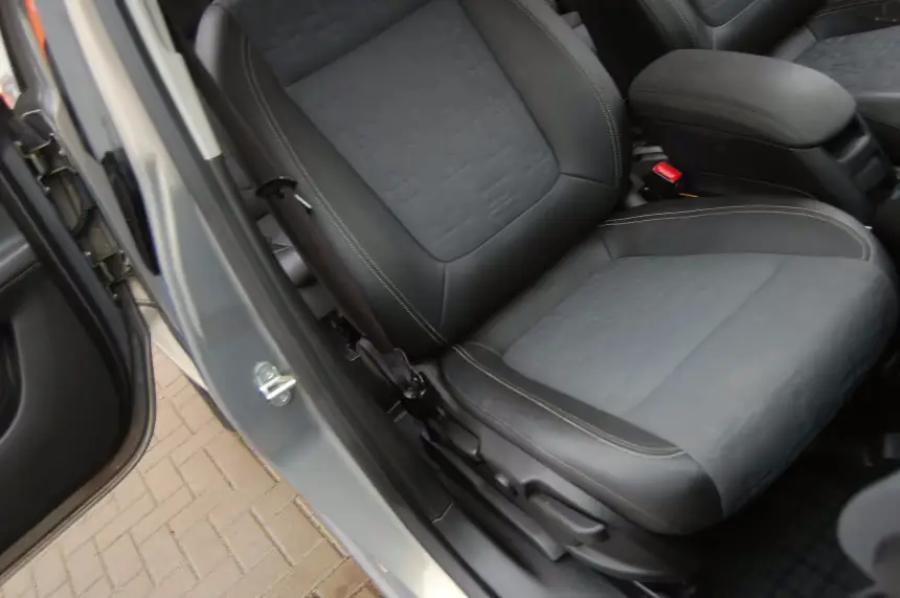 Pelēks Opel Meriva 2012 Jēkabpils, ar dzinēja tilpumu 1.70 L un nobraukumu 220 tūkst. km par 4990 €, foto 16 vietnē AUTOMOTO.COM.LV