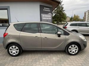 Pelēks Opel Meriva 2012 Talsi, ar dzinēja tilpumu 1.40 L un nobraukumu 209 tūkst. km par 3700 €, foto 3 vietnē AUTOMOTO.COM.LV