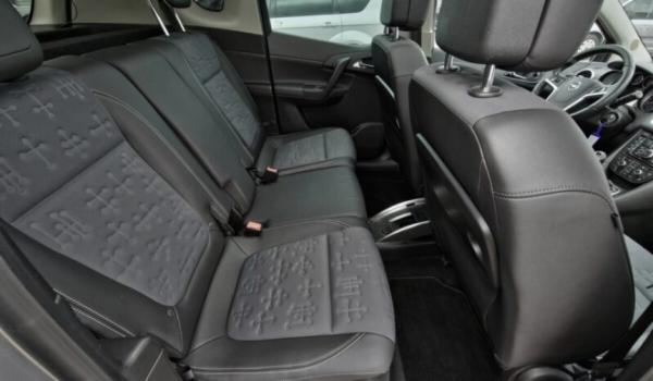 Grey Opel Meriva 2012 in Riga, with an engine capacity of 1.70 L and mileage of 284 thousand km for 5400 €, photo 1 on AUTOMOTO.COM.LV