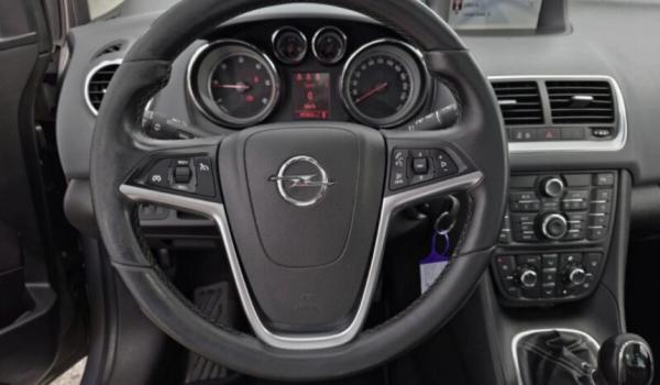 Grey Opel Meriva 2012 in Riga, with an engine capacity of 1.70 L and mileage of 284 thousand km for 5400 €, photo 10 on AUTOMOTO.COM.LV
