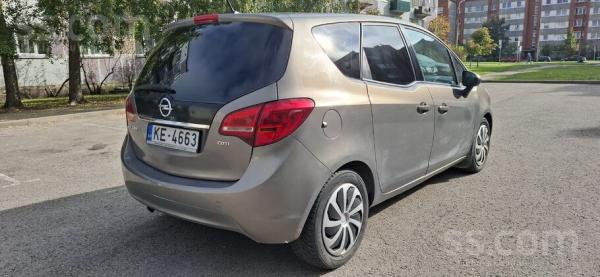 Pelēks Opel Meriva 2012 Daugavpils, ar dzinēja tilpumu 1.30 L un nobraukumu 244 tūkst. km par 2150 €, foto 9 vietnē AUTOMOTO.COM.LV