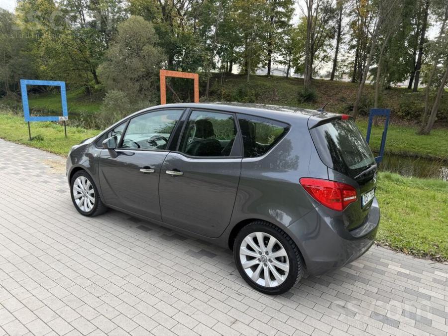 Pelēks Opel Meriva 2012 Rēzekne, ar dzinēja tilpumu 1.40 L un nobraukumu 0 tūkst. km par 4450 €, foto 11 vietnē AUTOMOTO.COM.LV