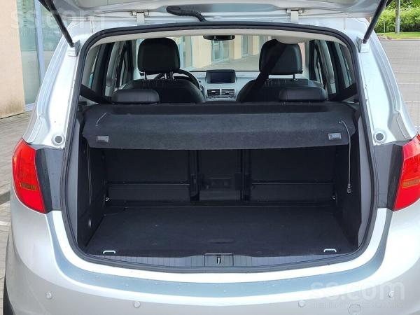 Pelēks Opel Meriva 2012 Jelgava, ar dzinēja tilpumu 1.40 L un nobraukumu 172 tūkst. km par 4690 €, foto 7 vietnē AUTOMOTO.COM.LV