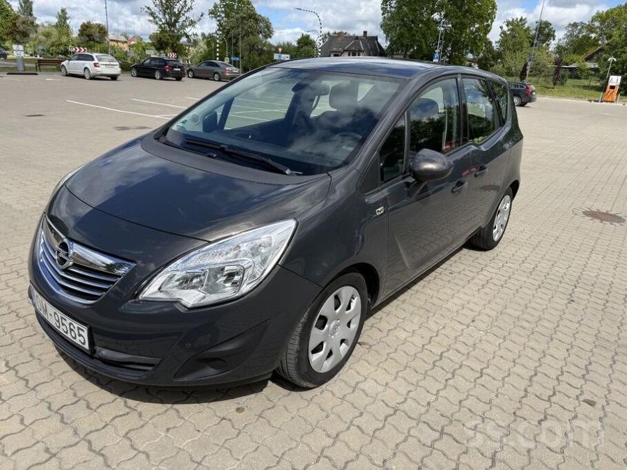 Pelēks Opel Meriva 2013 Saldus, ar dzinēja tilpumu 1.70 L un nobraukumu 179 tūkst. km par 4590 €, foto 4 vietnē AUTOMOTO.COM.LV