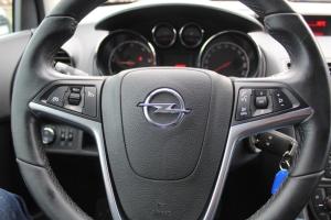 Grey Opel Meriva 2013 in Riga, with an engine capacity of 1.70 L and mileage of 214 thousand km for 4250 €, photo 3 on AUTOMOTO.COM.LV