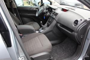 Grey Opel Meriva 2013 in Riga, with an engine capacity of 1.70 L and mileage of 214 thousand km for 4250 €, photo 6 on AUTOMOTO.COM.LV