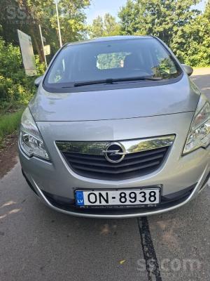 Pelēks Opel Meriva 2013 Ogre, ar dzinēja tilpumu 1.40 L un nobraukumu 135 tūkst. km par 4800 €, foto 3 vietnē AUTOMOTO.COM.LV