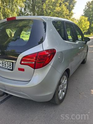 Pelēks Opel Meriva 2013 Ogre, ar dzinēja tilpumu 1.40 L un nobraukumu 135 tūkst. km par 4800 €, foto 6 vietnē AUTOMOTO.COM.LV