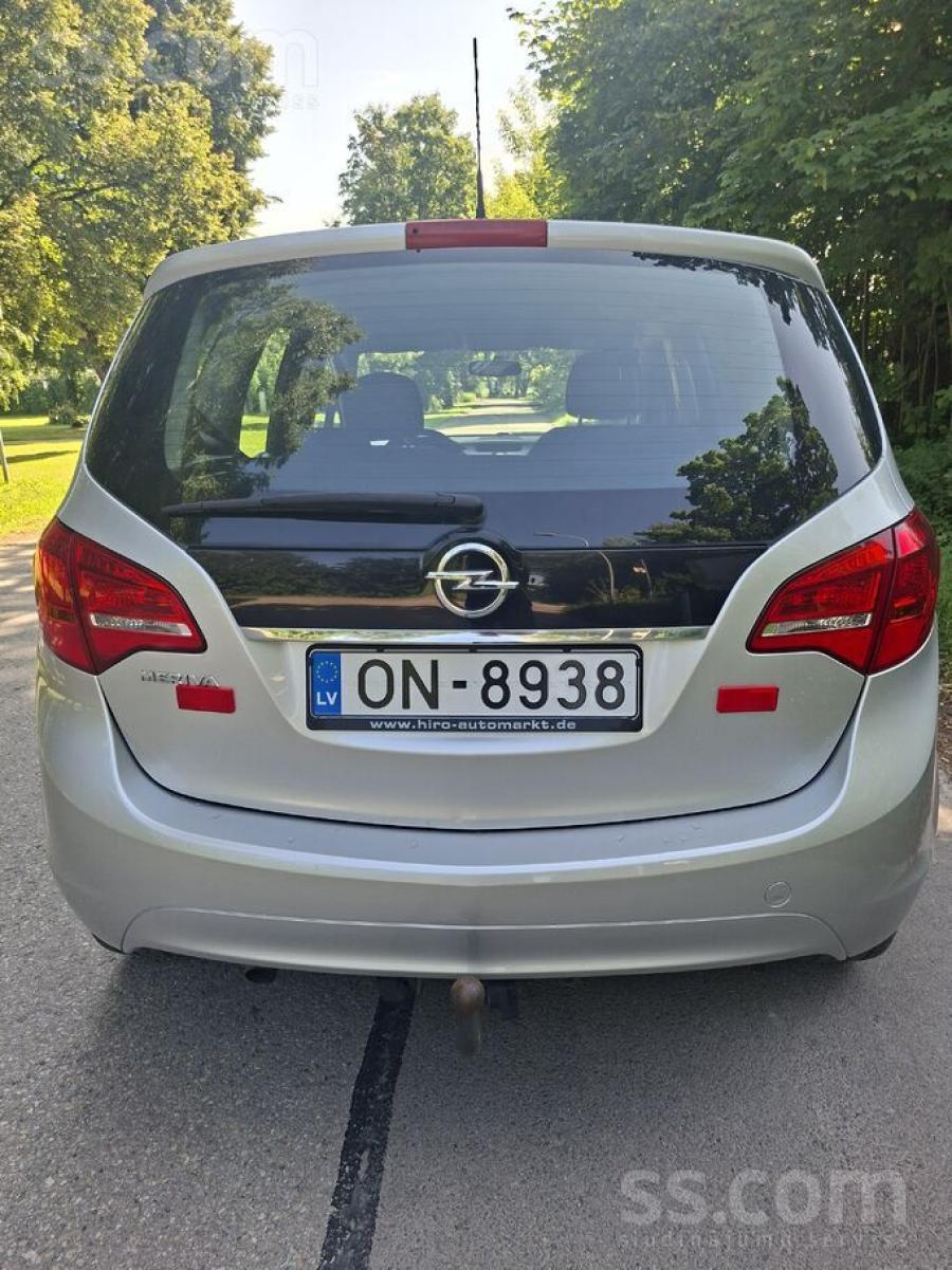 Pelēks Opel Meriva 2013 Ogre, ar dzinēja tilpumu 1.40 L un nobraukumu 135 tūkst. km par 4800 €, foto 7 vietnē AUTOMOTO.COM.LV