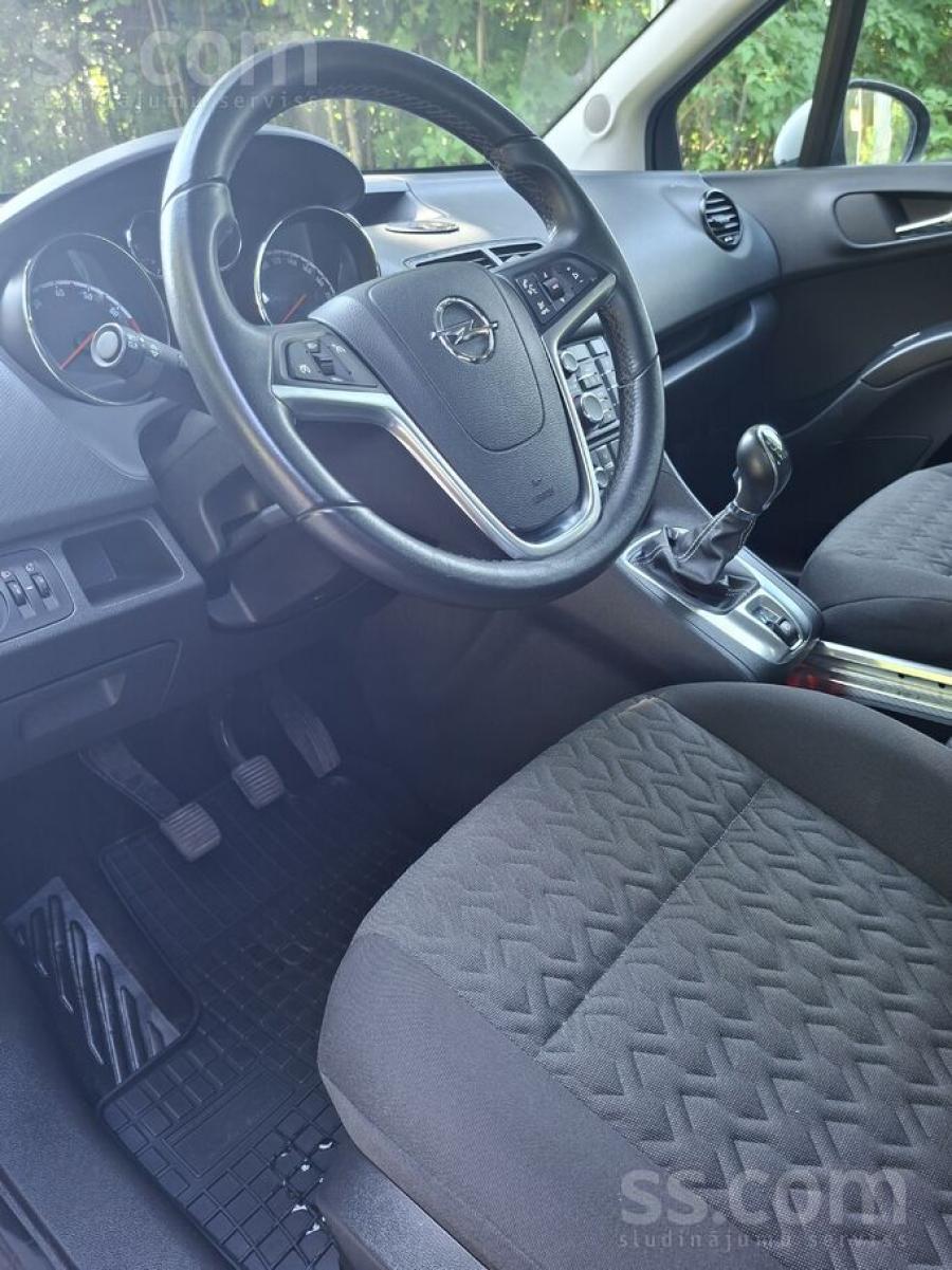 Pelēks Opel Meriva 2013 Ogre, ar dzinēja tilpumu 1.40 L un nobraukumu 135 tūkst. km par 4800 €, foto 10 vietnē AUTOMOTO.COM.LV