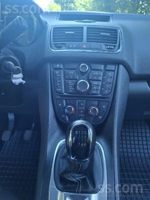 Pelēks Opel Meriva 2013 Ogre, ar dzinēja tilpumu 1.40 L un nobraukumu 135 tūkst. km par 4800 €, foto 14 vietnē AUTOMOTO.COM.LV