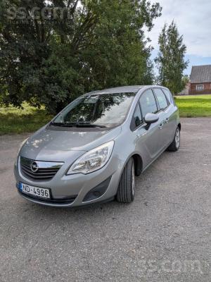 Grey Opel Meriva 2013 in Liepaja, with an engine capacity of 1.70 L and mileage of 206 thousand km for 3800 €, photo  on AUTOMOTO.COM.LV