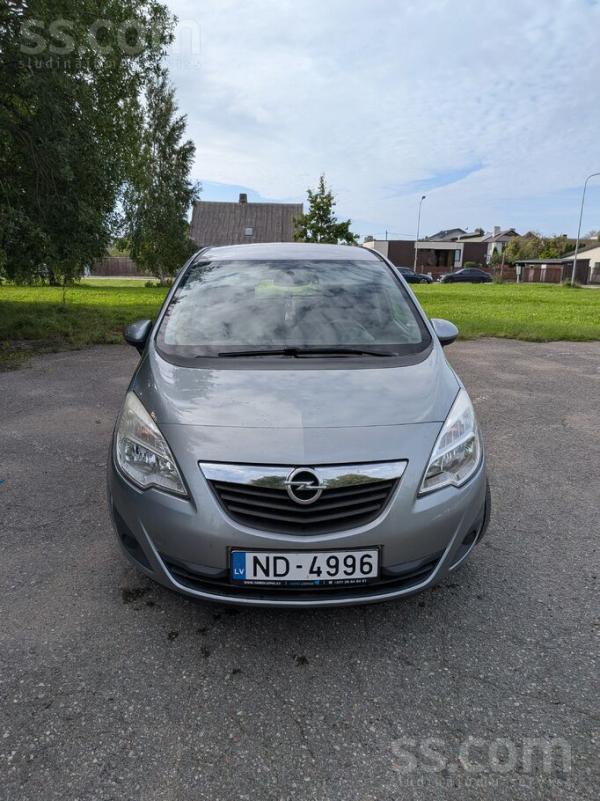 Pelēks Opel Meriva 2013 Liepāja, ar dzinēja tilpumu 1.70 L un nobraukumu 206 tūkst. km par 3800 €, foto 8 vietnē AUTOMOTO.COM.LV