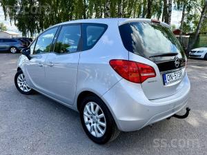 Grey Opel Meriva 2016 in Riga, with an engine capacity of 1.60 L and mileage of 0 thousand km for 5490 €, photo 4 on AUTOMOTO.COM.LV