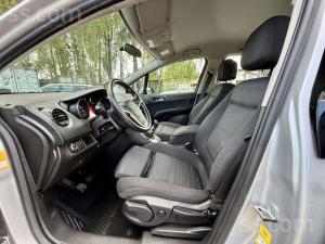 Grey Opel Meriva 2016 in Riga, with an engine capacity of 1.60 L and mileage of 0 thousand km for 5490 €, photo 13 on AUTOMOTO.COM.LV