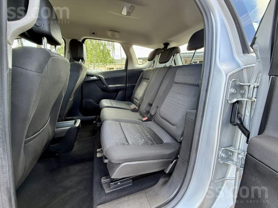 Grey Opel Meriva 2016 in Riga, with an engine capacity of 1.60 L and mileage of 0 thousand km for 5490 €, photo 20 on AUTOMOTO.COM.LV