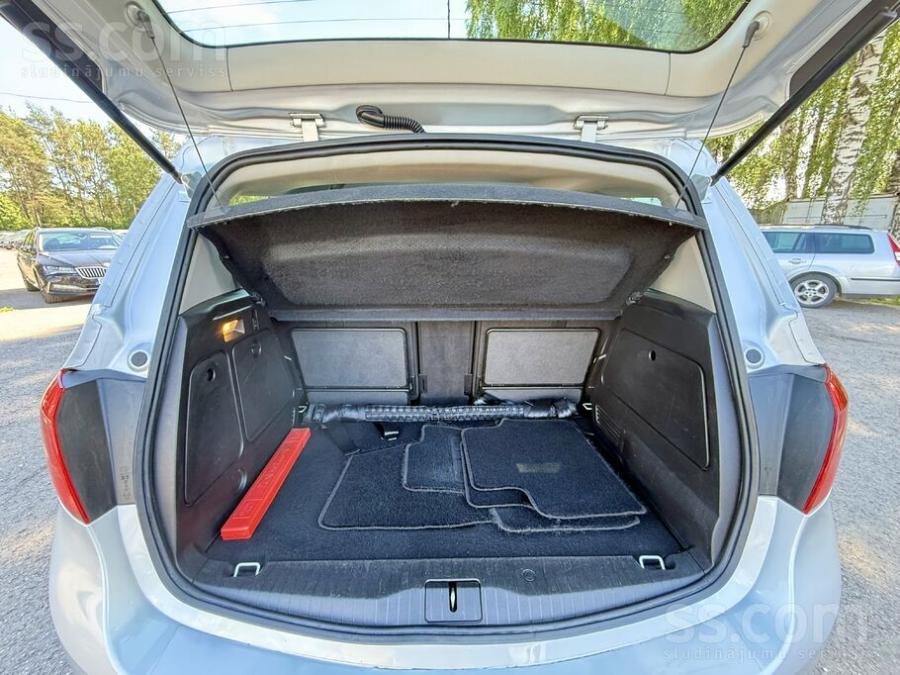 Grey Opel Meriva 2016 in Riga, with an engine capacity of 1.60 L and mileage of 0 thousand km for 5490 €, photo 30 on AUTOMOTO.COM.LV