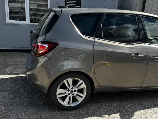 Grey Opel Meriva 2016 in Daugavpils, with an engine capacity of 1.60 L and mileage of 82 thousand km for 4990 €, photo 8 on AUTOMOTO.COM.LV