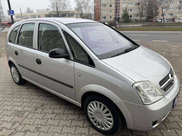 Pelēks Opel Meriva 2003 Viļņa, ar dzinēja tilpumu 1.60 L un nobraukumu 180 tūkst. km par 1350 €, foto 5 vietnē AUTOMOTO.COM.LV