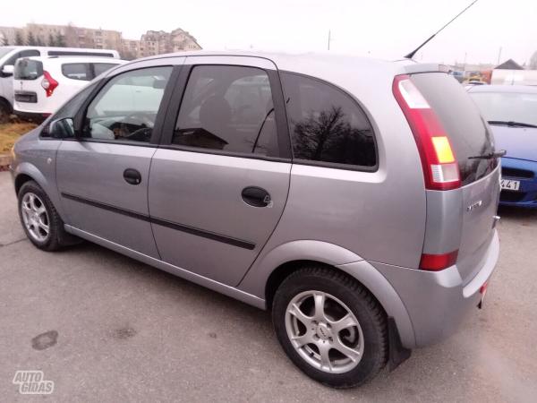 Pelēks Opel Meriva 2003 Šauļi, ar dzinēja tilpumu 1.60 L un nobraukumu 165 tūkst. km par 880 €, foto 4 vietnē AUTOMOTO.COM.LV