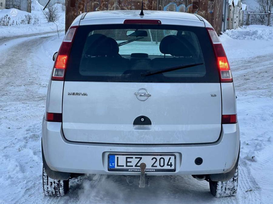 Grey Opel Meriva 2003 in Vilnius, with an engine capacity of 1.60 L and mileage of 170 thousand km for 399 €, photo 5 on AUTOMOTO.COM.LV