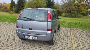 Pelēks Opel Meriva 2003 Viļņa, ar dzinēja tilpumu 1.60 L un nobraukumu 270 tūkst. km par 870 €, foto 3 vietnē AUTOMOTO.COM.LV