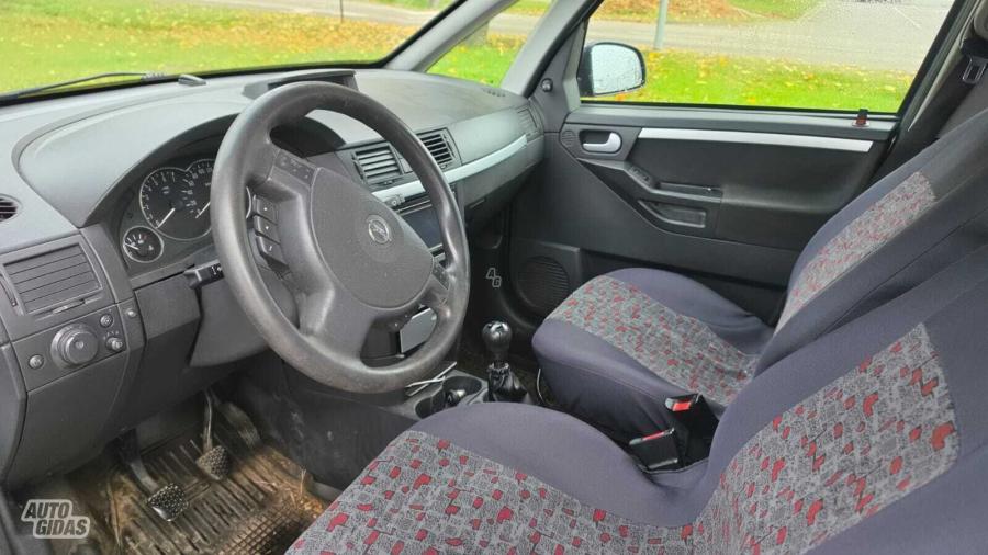 Pelēks Opel Meriva 2003 Viļņa, ar dzinēja tilpumu 1.60 L un nobraukumu 270 tūkst. km par 870 €, foto 6 vietnē AUTOMOTO.COM.LV