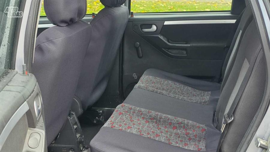 Pelēks Opel Meriva 2003 Viļņa, ar dzinēja tilpumu 1.60 L un nobraukumu 270 tūkst. km par 870 €, foto 8 vietnē AUTOMOTO.COM.LV