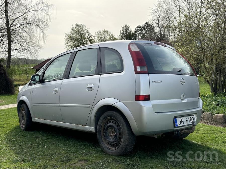 Pelēks Opel Meriva 2004 Kuldīga, ar dzinēja tilpumu 1.70 L un nobraukumu 400 tūkst. km par 550 €, foto 4 vietnē AUTOMOTO.COM.LV