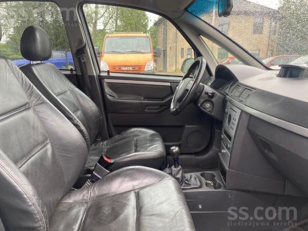 Pelēks Opel Meriva 2004 Rīga, ar dzinēja tilpumu 1.70 L un nobraukumu 273 tūkst. km par 2100 €, foto 5 vietnē AUTOMOTO.COM.LV