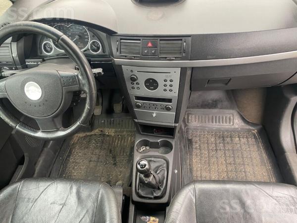 Pelēks Opel Meriva 2004 Rīga, ar dzinēja tilpumu 1.70 L un nobraukumu 273 tūkst. km par 2100 €, foto 6 vietnē AUTOMOTO.COM.LV