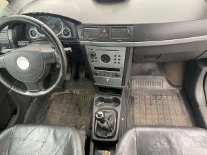 Pelēks Opel Meriva 2004 Rīga, ar dzinēja tilpumu 1.70 L un nobraukumu 273 tūkst. km par 2100 €, foto 6 vietnē AUTOMOTO.COM.LV