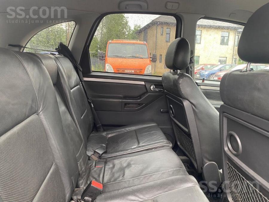 Pelēks Opel Meriva 2004 Rīga, ar dzinēja tilpumu 1.70 L un nobraukumu 273 tūkst. km par 2100 €, foto 7 vietnē AUTOMOTO.COM.LV