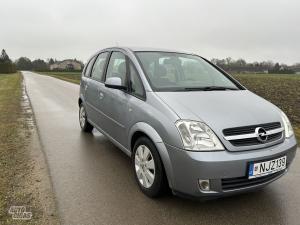 Grey Opel Meriva 2004 in Pakruojis, with an engine capacity of 1.60 L and mileage of 206 thousand km for 1250 €, photo  on AUTOMOTO.COM.LV