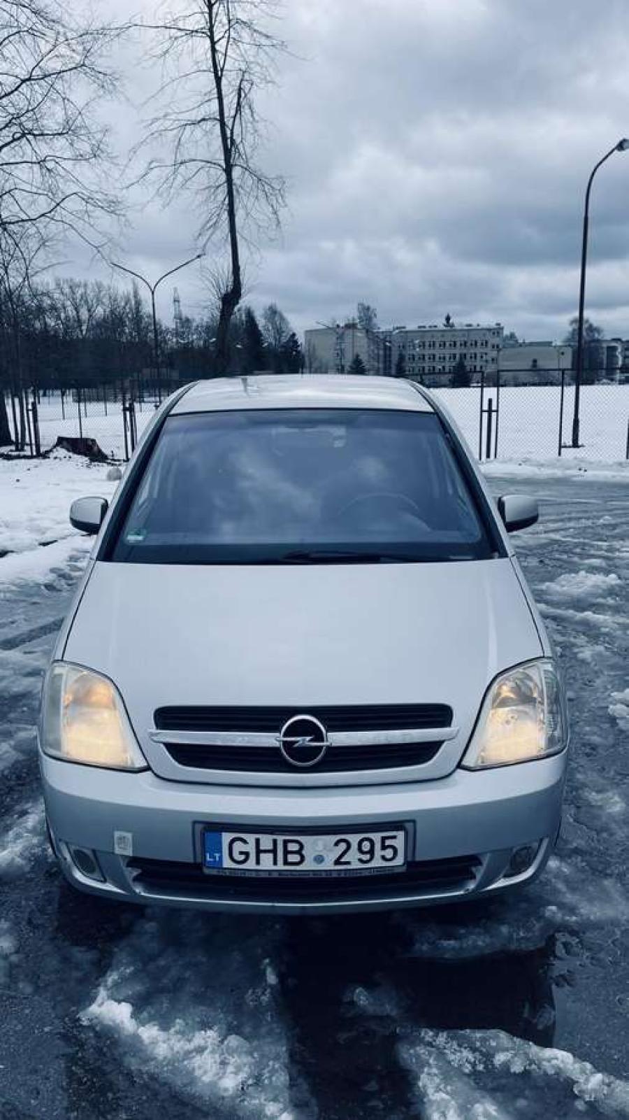 Grey Opel Meriva 2004 in Klaipeda, with an engine capacity of 1.69 L and mileage of 256 thousand km for 650 €, photo 1 on AUTOMOTO.COM.LV