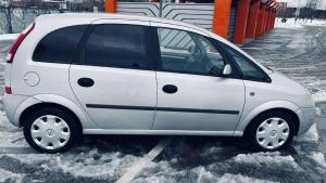 Grey Opel Meriva 2004 in Klaipeda, with an engine capacity of 1.69 L and mileage of 256 thousand km for 650 €, photo 2 on AUTOMOTO.COM.LV