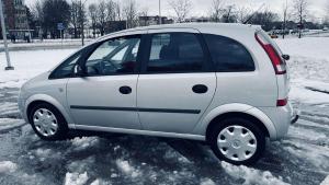 Grey Opel Meriva 2004 in Klaipeda, with an engine capacity of 1.69 L and mileage of 256 thousand km for 650 €, photo 4 on AUTOMOTO.COM.LV