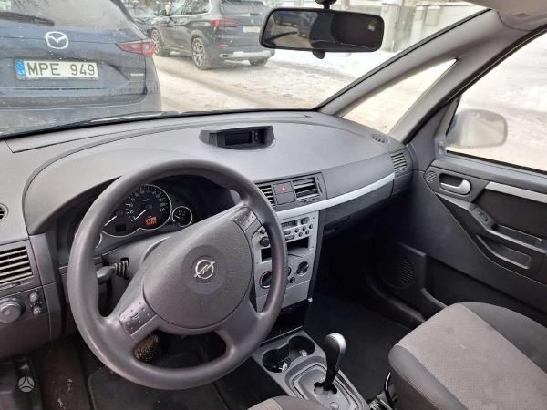 Grey Opel Meriva 2004 in Vilnius, with an engine capacity of 1.60 L and mileage of 159 thousand km for 1300 €, photo 4 on AUTOMOTO.COM.LV
