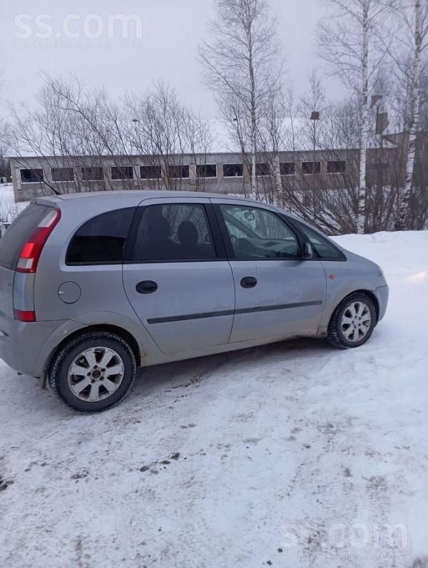 Grey Opel Meriva 2004 in Ogre, with an engine capacity of 1.70 L and mileage of 278 thousand km for 350 €, photo 3 on AUTOMOTO.COM.LV