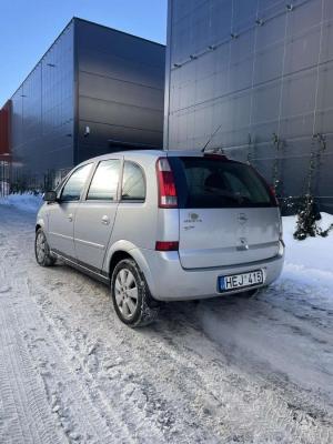Grey Opel Meriva 2004 in Klaipeda, with an engine capacity of 1.60 L and mileage of 280 thousand km for 720 €, photo 4 on AUTOMOTO.COM.LV