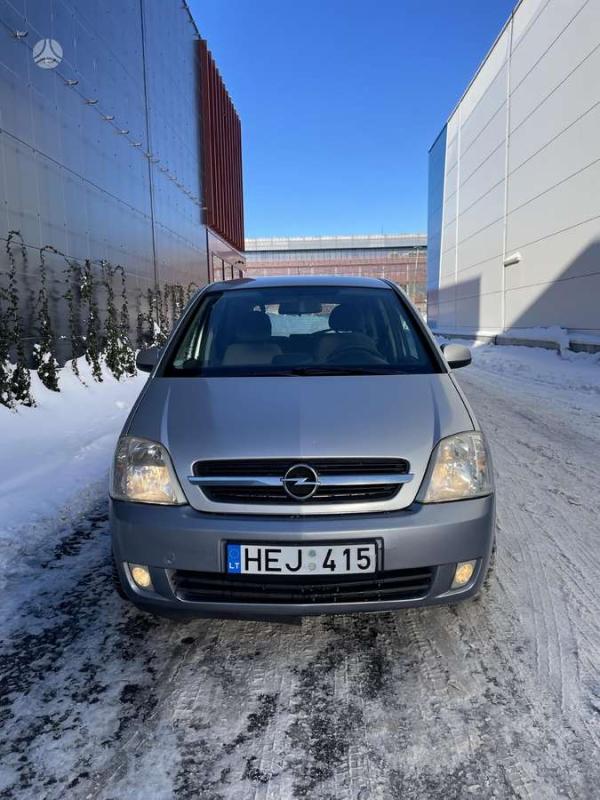 Pelēks Opel Meriva 2004 Klaipėda, ar dzinēja tilpumu 1.60 L un nobraukumu 280 tūkst. km par 720 €, foto 5 vietnē AUTOMOTO.COM.LV
