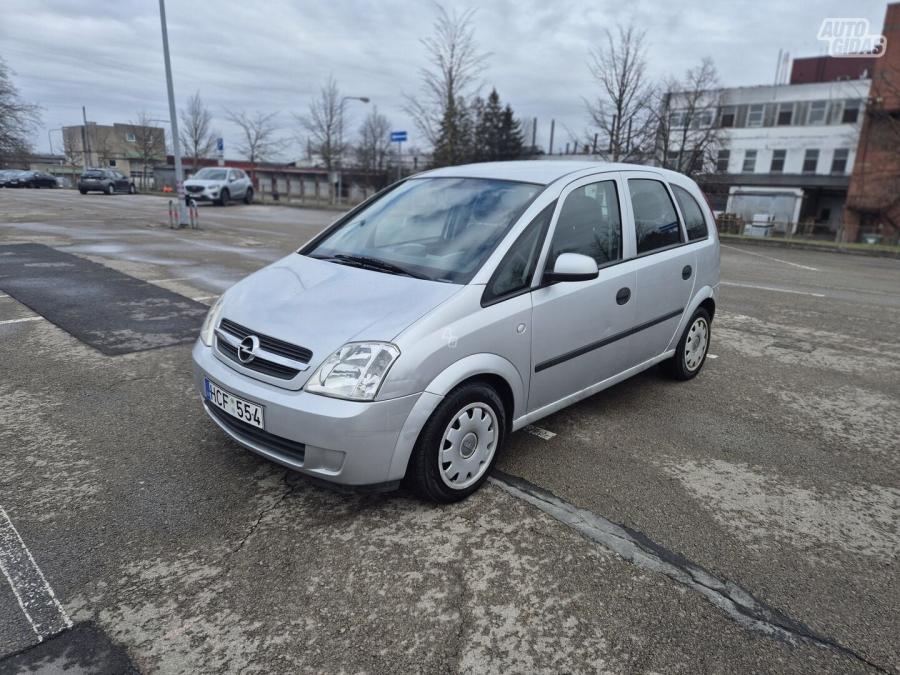 Grey Opel Meriva 2004 in Klaipeda, with an engine capacity of 1.70 L and mileage of 209 thousand km for 990 €, photo 1 on AUTOMOTO.COM.LV
